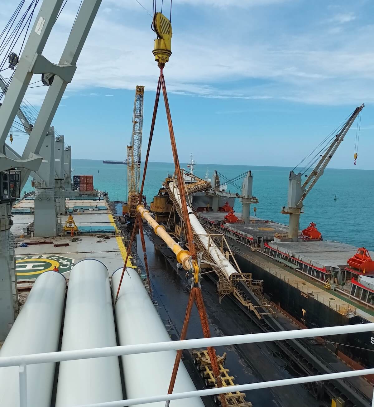 Modulift Soars in Wind: Tower Lift Success in South America
