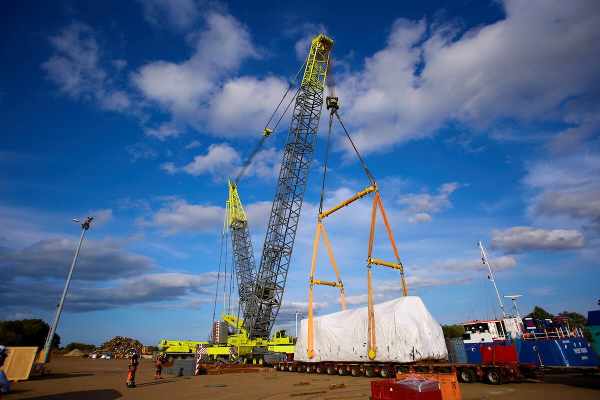 Trio of Modulift Spreaders Hoist Steam Turbine